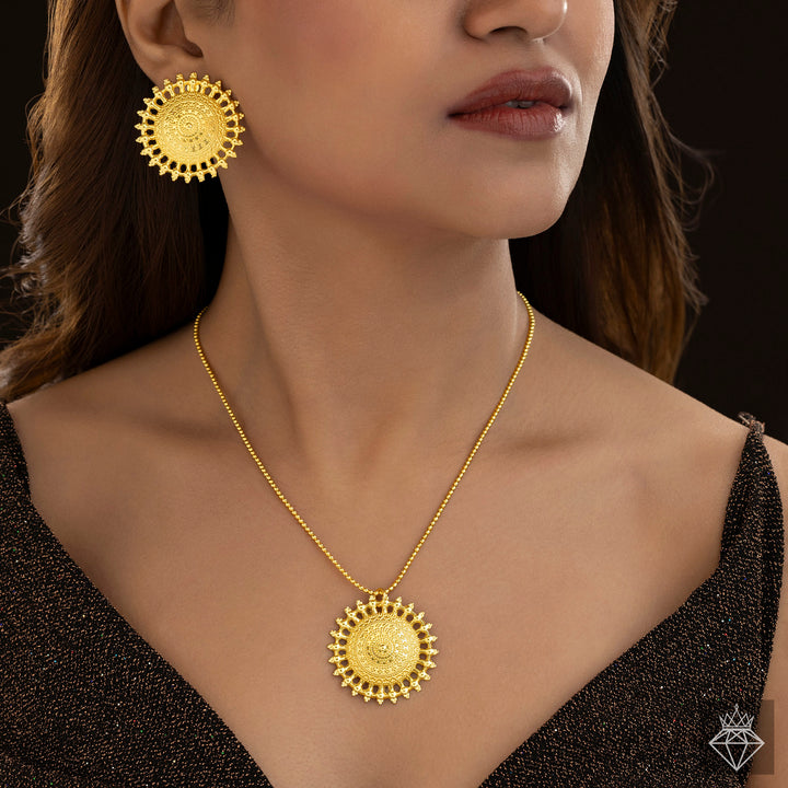 PRAO Anti-Tarnish Sun Necklace Set With Earrings